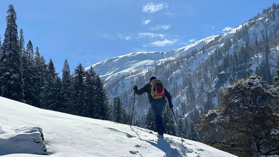 Ski touring the Indian Himalayas