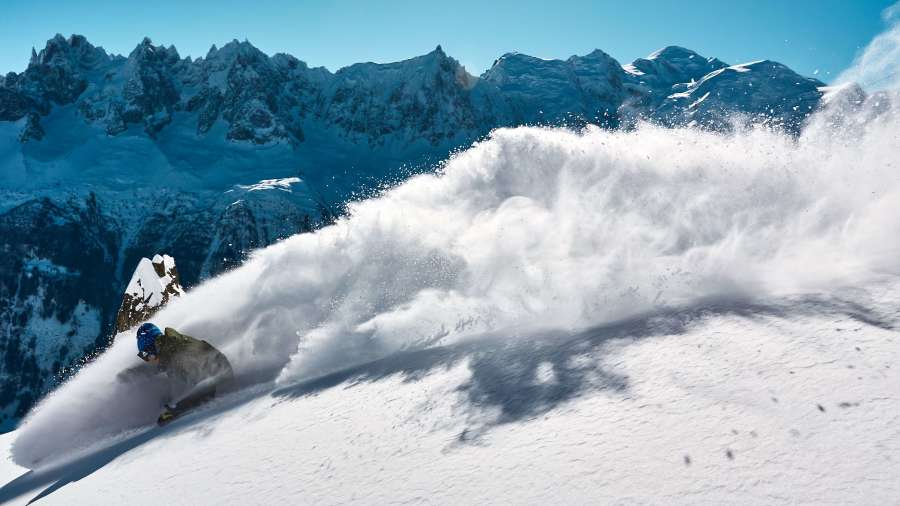 Freeride skiing - Powder Trip - In search of powder